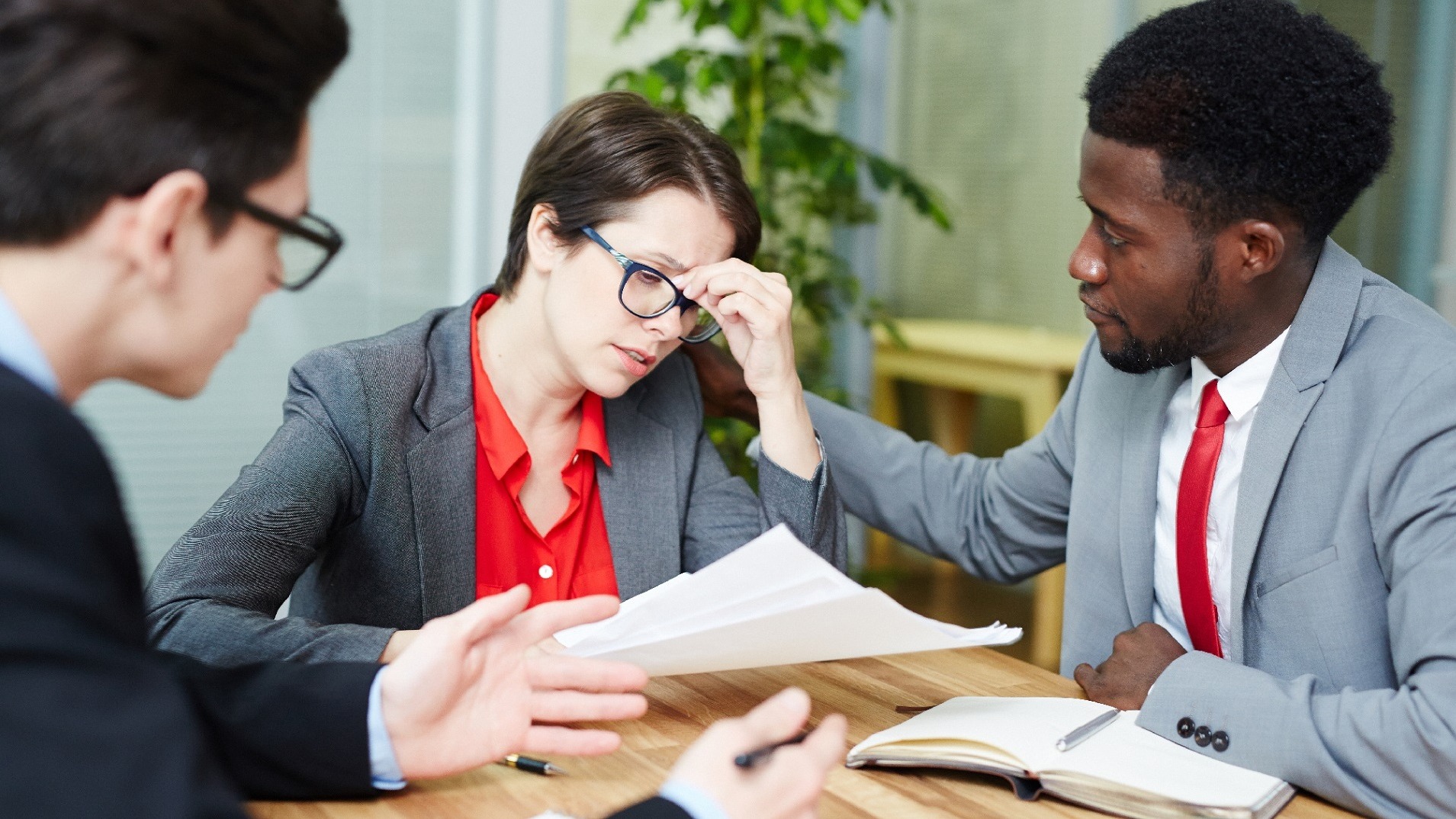 Managing Imposter Syndrome at Work: Strategies for Self-Confidence and ...